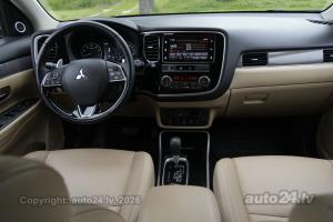 Brūns Mitsubishi Outlander 2019 Tallina, ar dzinēja tilpumu 2.00 L un nobraukumu 153 tūkst. km par 18000 €, foto 27 vietnē AUTOMOTO.COM.LV