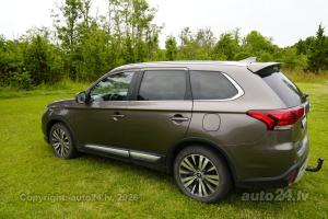 Brūns Mitsubishi Outlander 2019 Tallina, ar dzinēja tilpumu 2.00 L un nobraukumu 153 tūkst. km par 18000 €, foto 28 vietnē AUTOMOTO.COM.LV