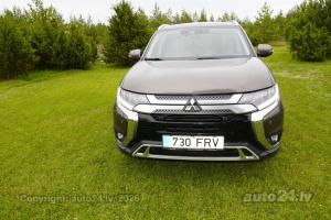 Brūns Mitsubishi Outlander 2019 Tallina, ar dzinēja tilpumu 2.00 L un nobraukumu 153 tūkst. km par 18000 €, foto 29 vietnē AUTOMOTO.COM.LV