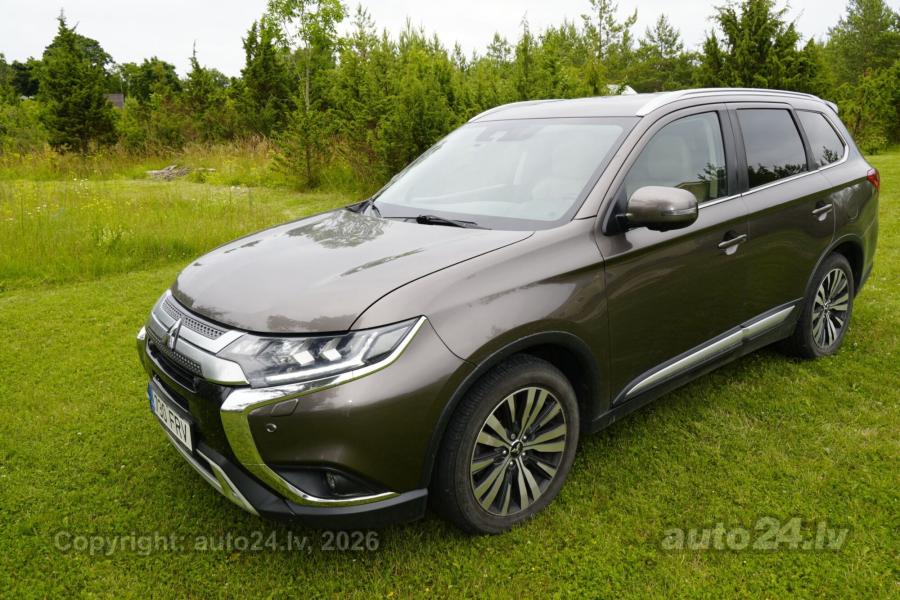 Brūns Mitsubishi Outlander 2019 Tallina, ar dzinēja tilpumu 2.00 L un nobraukumu 153 tūkst. km par 18000 €, foto 30 vietnē AUTOMOTO.COM.LV