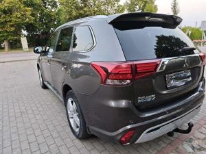 Brūns Mitsubishi Outlander 2019 Viļņa, ar dzinēja tilpumu 2.36 L un nobraukumu 107 tūkst. km par 18600 €, foto 7 vietnē AUTOMOTO.COM.LV