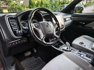Brūns Mitsubishi Outlander 2019 Viļņa, ar dzinēja tilpumu 2.36 L un nobraukumu 107 tūkst. km par 18600 €, foto 14 vietnē AUTOMOTO.COM.LV