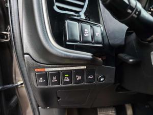 Brūns Mitsubishi Outlander 2019 Viļņa, ar dzinēja tilpumu 2.36 L un nobraukumu 107 tūkst. km par 18600 €, foto 18 vietnē AUTOMOTO.COM.LV