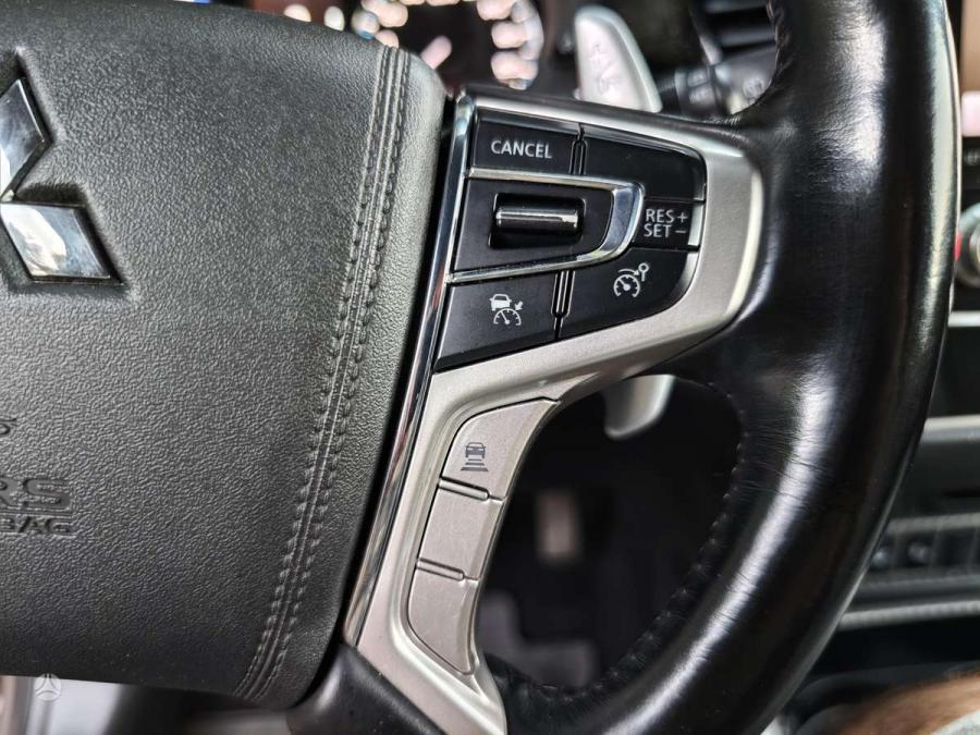 Brūns Mitsubishi Outlander 2019 Viļņa, ar dzinēja tilpumu 2.36 L un nobraukumu 107 tūkst. km par 18600 €, foto 22 vietnē AUTOMOTO.COM.LV