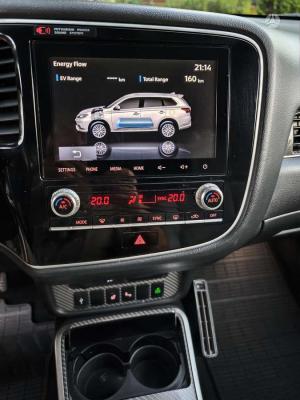 Brūns Mitsubishi Outlander 2019 Viļņa, ar dzinēja tilpumu 2.36 L un nobraukumu 107 tūkst. km par 18600 €, foto 26 vietnē AUTOMOTO.COM.LV