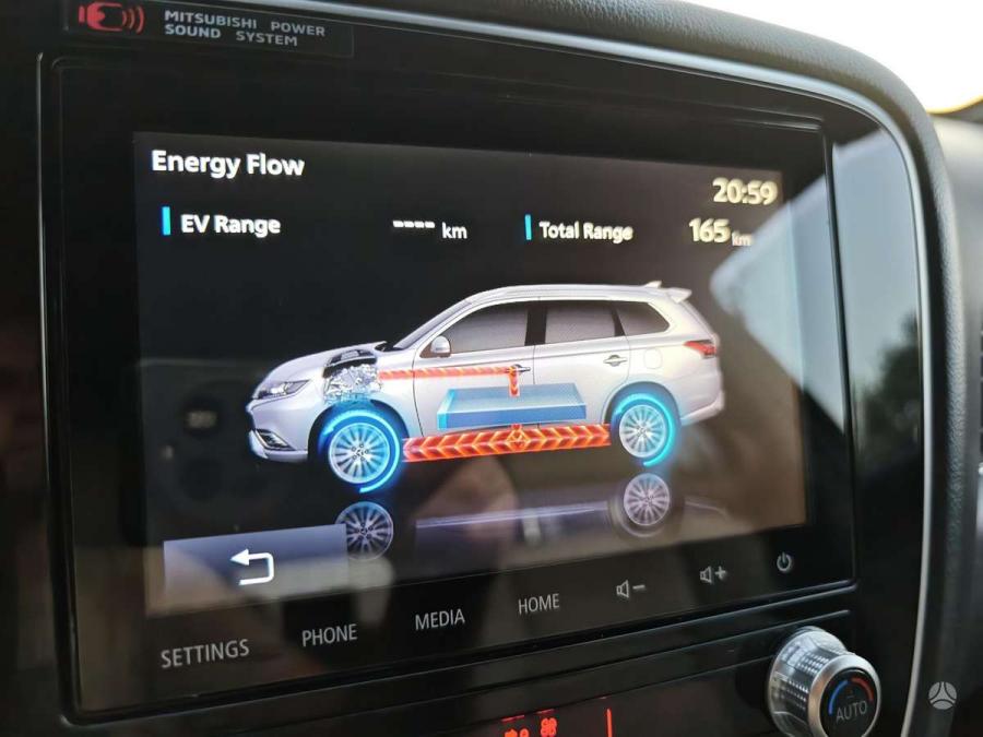Brūns Mitsubishi Outlander 2019 Viļņa, ar dzinēja tilpumu 2.36 L un nobraukumu 107 tūkst. km par 18600 €, foto 28 vietnē AUTOMOTO.COM.LV
