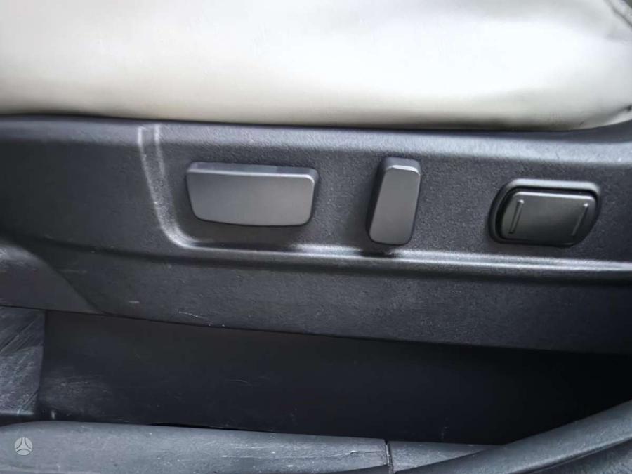 Brūns Mitsubishi Outlander 2019 Viļņa, ar dzinēja tilpumu 2.36 L un nobraukumu 107 tūkst. km par 18600 €, foto 34 vietnē AUTOMOTO.COM.LV