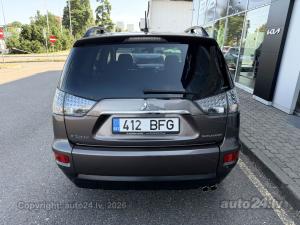Brown Mitsubishi Outlander 2011 in Tallinn, with an engine capacity of 2.20 L and mileage of 112 thousand km for 6900 €, photo 4 on AUTOMOTO.COM.LV