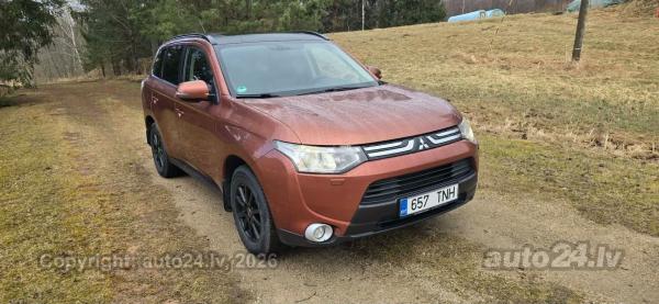 Brown Mitsubishi Outlander 2012 in Tartu, with an engine capacity of 2.30 L and mileage of 263 thousand km for 7000 €, photo 6 on AUTOMOTO.COM.LV