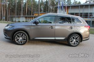 Brūns Mitsubishi Outlander 2015 Rīga, ar dzinēja tilpumu 2.00 L un nobraukumu 192 tūkst. km par 10200 €, foto 4 vietnē AUTOMOTO.COM.LV