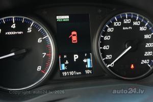 Brūns Mitsubishi Outlander 2015 Rīga, ar dzinēja tilpumu 2.00 L un nobraukumu 192 tūkst. km par 10200 €, foto 9 vietnē AUTOMOTO.COM.LV
