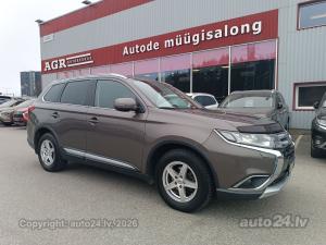 Brown Mitsubishi Outlander 2016 in Tallinn, with an engine capacity of 2.20 L and mileage of 245 thousand km for 12990 €, photo  on AUTOMOTO.COM.LV