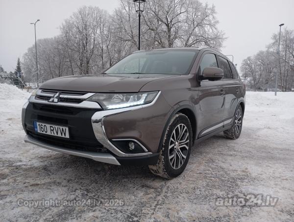 Brown Mitsubishi Outlander 2017 in Tallinn, with an engine capacity of 2.40 L and mileage of 95 thousand km for 11990 €, photo 2 on AUTOMOTO.COM.LV