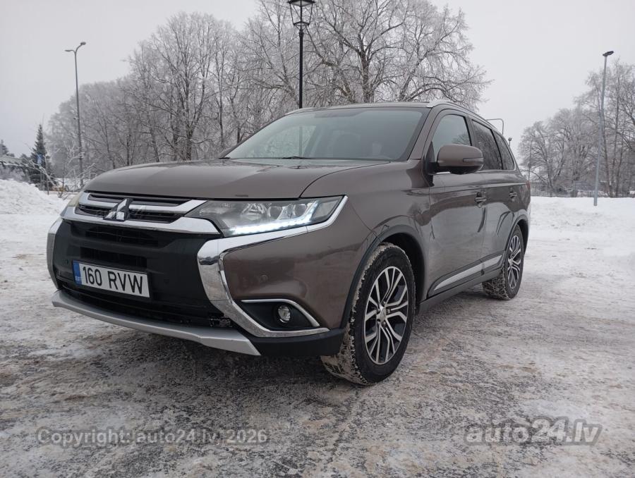 Brūns Mitsubishi Outlander 2017 Tallina, ar dzinēja tilpumu 2.40 L un nobraukumu 95 tūkst. km par 11990 €, foto 2 vietnē AUTOMOTO.COM.LV