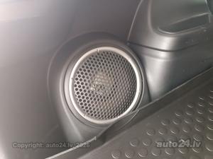 Brūns Mitsubishi Outlander 2017 Tallina, ar dzinēja tilpumu 2.00 L un nobraukumu 197 tūkst. km par 14990 €, foto 13 vietnē AUTOMOTO.COM.LV