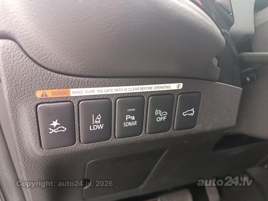 Brūns Mitsubishi Outlander 2017 Tallina, ar dzinēja tilpumu 2.00 L un nobraukumu 197 tūkst. km par 14990 €, foto 18 vietnē AUTOMOTO.COM.LV
