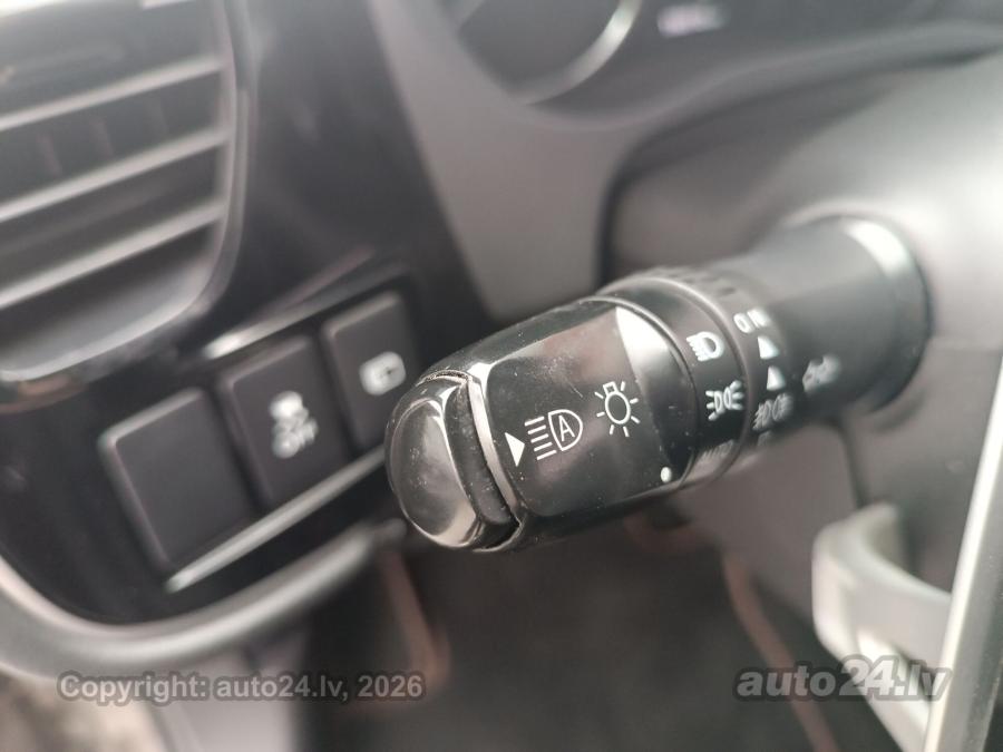 Brūns Mitsubishi Outlander 2017 Tallina, ar dzinēja tilpumu 2.00 L un nobraukumu 197 tūkst. km par 14990 €, foto 19 vietnē AUTOMOTO.COM.LV