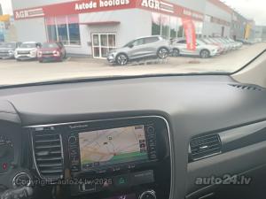 Brūns Mitsubishi Outlander 2017 Tallina, ar dzinēja tilpumu 2.00 L un nobraukumu 197 tūkst. km par 14990 €, foto 21 vietnē AUTOMOTO.COM.LV