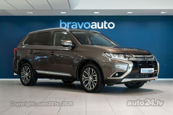 Mitsubishi Outlander 2018 in Tallinn on AUTOMOTO.COM.LV Brown Mitsubishi Outlander 2018 in Tallinn, with an engine capacity of 2.30 L and mileage of 183 thousand km for 13990 €, photo 4 on AUTOMOTO.COM.LV