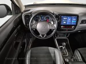 Brūns Mitsubishi Outlander 2020 Tallina, ar dzinēja tilpumu 2.00 L un nobraukumu 147 tūkst. km par 16990 €, foto 10 vietnē AUTOMOTO.COM.LV