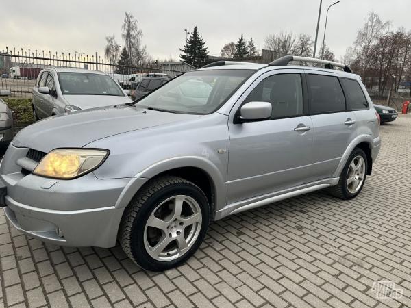 Mitsubishi Outlander 2006 Marijampole, ar dzinēja tilpumu 2.40 L un nobraukumu 245 tūkst. km par 1150 €, foto 2 vietnē AUTOMOTO.COM.LV
