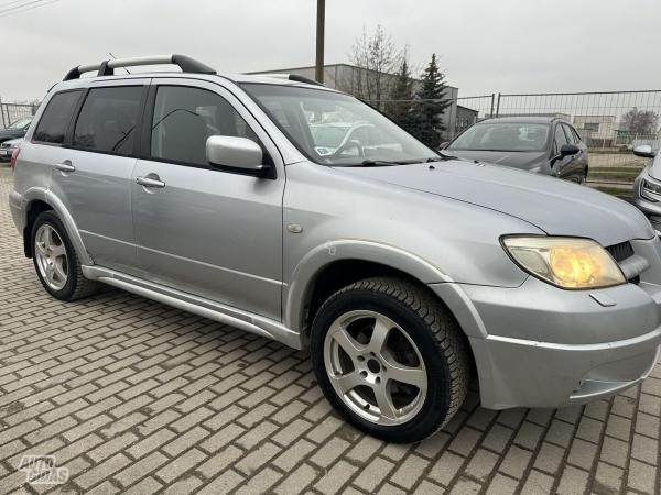 Mitsubishi Outlander 2006 Marijampole, ar dzinēja tilpumu 2.40 L un nobraukumu 245 tūkst. km par 1150 €, foto 3 vietnē AUTOMOTO.COM.LV