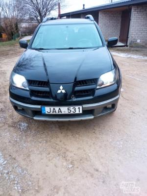 Mitsubishi Outlander 2006 Šauļi, ar dzinēja tilpumu 2.40 L un nobraukumu 220 tūkst. km par 2400 €, foto  vietnē AUTOMOTO.COM.LV