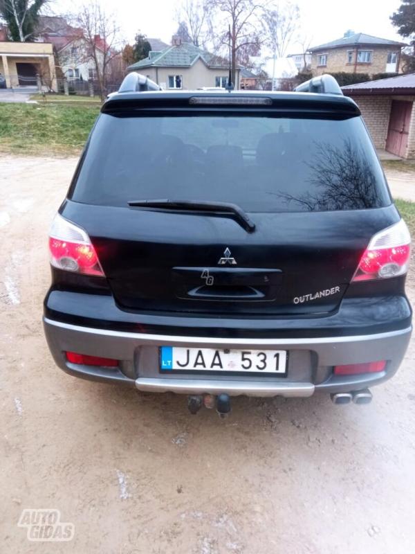 Mitsubishi Outlander 2006 in Siauliai, with an engine capacity of 2.40 L and mileage of 220 thousand km for 2400 €, photo 6 on AUTOMOTO.COM.LV