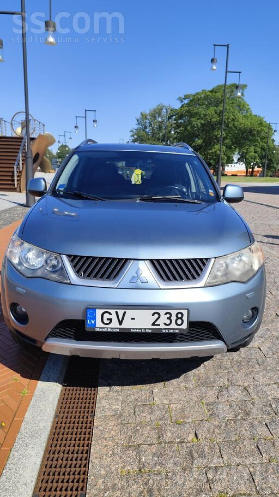 Mitsubishi Outlander 2007 in Ventspils, with an engine capacity of 2.40 L and mileage of 224 thousand km for 2300 €, photo 3 on AUTOMOTO.COM.LV
