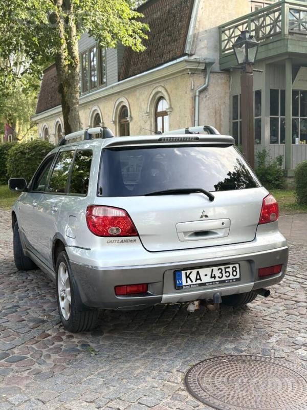 Mitsubishi Outlander 2007 Kuldīga, ar dzinēja tilpumu 2.00 L un nobraukumu 0 tūkst. km par 1550 €, foto 4 vietnē AUTOMOTO.COM.LV