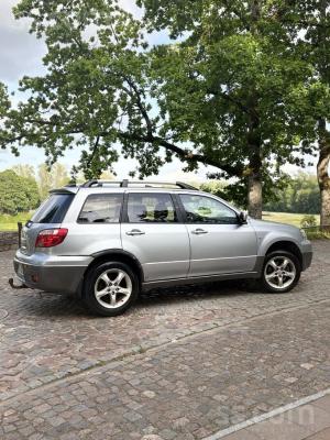 Mitsubishi Outlander 2007 Kuldīga, ar dzinēja tilpumu 2.00 L un nobraukumu 0 tūkst. km par 1550 €, foto 6 vietnē AUTOMOTO.COM.LV
