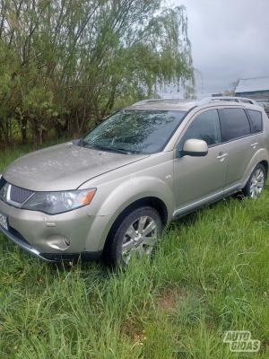 Mitsubishi Outlander 2007 in Kaisiadorys, with an engine capacity of 2.00 L and mileage of 371 thousand km for 1000 €, photo 11 on AUTOMOTO.COM.LV