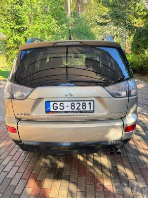 Mitsubishi Outlander 2007 Rīga, ar dzinēja tilpumu 2.00 L un nobraukumu 380 tūkst. km par 1965 €, foto 4 vietnē AUTOMOTO.COM.LV