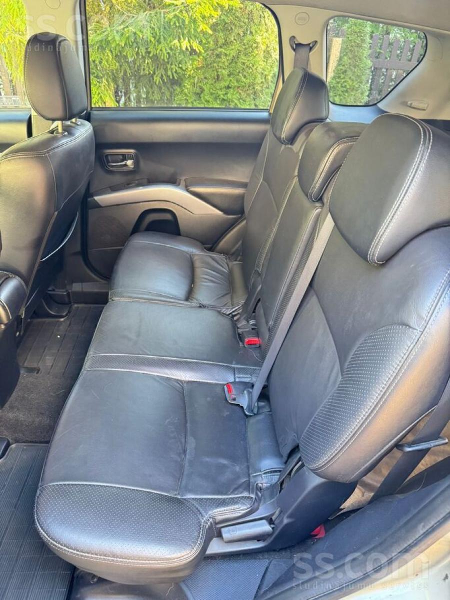 Mitsubishi Outlander 2007 Rīga, ar dzinēja tilpumu 2.00 L un nobraukumu 380 tūkst. km par 1965 €, foto 14 vietnē AUTOMOTO.COM.LV