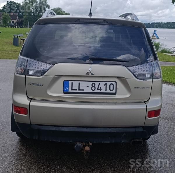 Mitsubishi Outlander 2007 Balvi, ar dzinēja tilpumu 2.00 L un nobraukumu 358 tūkst. km par 2478 €, foto 1 vietnē AUTOMOTO.COM.LV