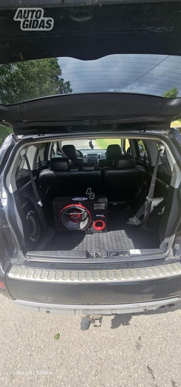 Mitsubishi Outlander 2007 in Vilnius, with an engine capacity of 2.00 L and mileage of 425 thousand km for 2700 €, photo 9 on AUTOMOTO.COM.LV