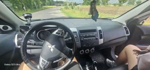 Mitsubishi Outlander 2007 in Vilnius, with an engine capacity of 2.00 L and mileage of 425 thousand km for 2700 €, photo 11 on AUTOMOTO.COM.LV