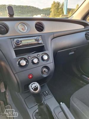 Mitsubishi Outlander 2007 in Vilnius, with an engine capacity of 2.00 L and mileage of 169 thousand km for 2300 €, photo 6 on AUTOMOTO.COM.LV