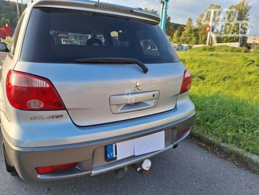 Mitsubishi Outlander 2007 in Vilnius, with an engine capacity of 2.00 L and mileage of 169 thousand km for 2300 €, photo 11 on AUTOMOTO.COM.LV