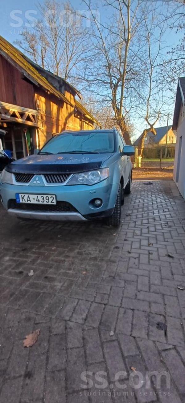 Mitsubishi Outlander 2008 Rīga, ar dzinēja tilpumu 2.20 L un nobraukumu 230 tūkst. km par 3000 €, foto 1 vietnē AUTOMOTO.COM.LV