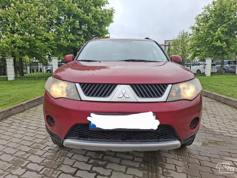 Mitsubishi Outlander 2008 in Vilnius, with an engine capacity of 2.40 L and mileage of 250 thousand km for 1880 €, photo 5 on AUTOMOTO.COM.LV