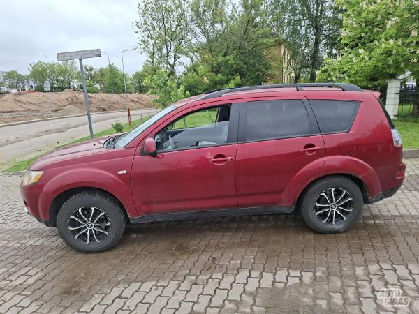 Mitsubishi Outlander 2008 in Vilnius, with an engine capacity of 2.40 L and mileage of 250 thousand km for 1880 €, photo 7 on AUTOMOTO.COM.LV