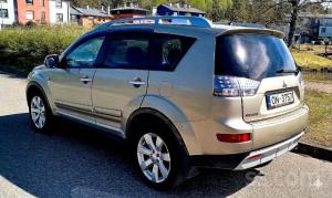 Mitsubishi Outlander 2008 Rīga, ar dzinēja tilpumu 2.40 L un nobraukumu 333 tūkst. km par 3150 €, foto 4 vietnē AUTOMOTO.COM.LV