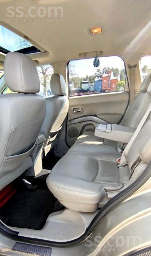 Mitsubishi Outlander 2008 Rīga, ar dzinēja tilpumu 2.40 L un nobraukumu 333 tūkst. km par 3150 €, foto 13 vietnē AUTOMOTO.COM.LV