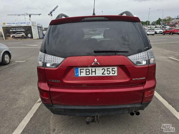 Mitsubishi Outlander 2008 Viļņa, ar dzinēja tilpumu 2.40 L un nobraukumu 250 tūkst. km par 1650 €, foto 4 vietnē AUTOMOTO.COM.LV