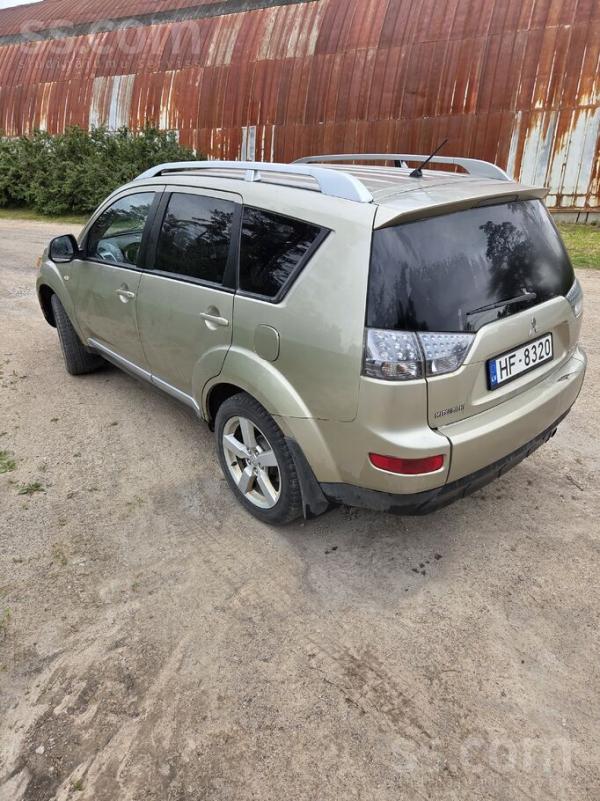 Mitsubishi Outlander 2008 Gulbene, ar dzinēja tilpumu 2.00 L un nobraukumu 339 tūkst. km par 2400 €, foto 2 vietnē AUTOMOTO.COM.LV