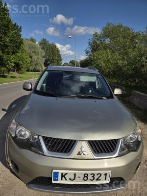 Mitsubishi Outlander 2008 Rīga, ar dzinēja tilpumu 2.00 L un nobraukumu 280 tūkst. km par 2750 €, foto  vietnē AUTOMOTO.COM.LV