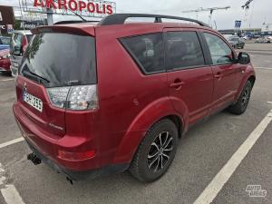 Mitsubishi Outlander 2008 in Vilnius, with an engine capacity of 2.40 L and mileage of 245 thousand km for 1650 €, photo 3 on AUTOMOTO.COM.LV