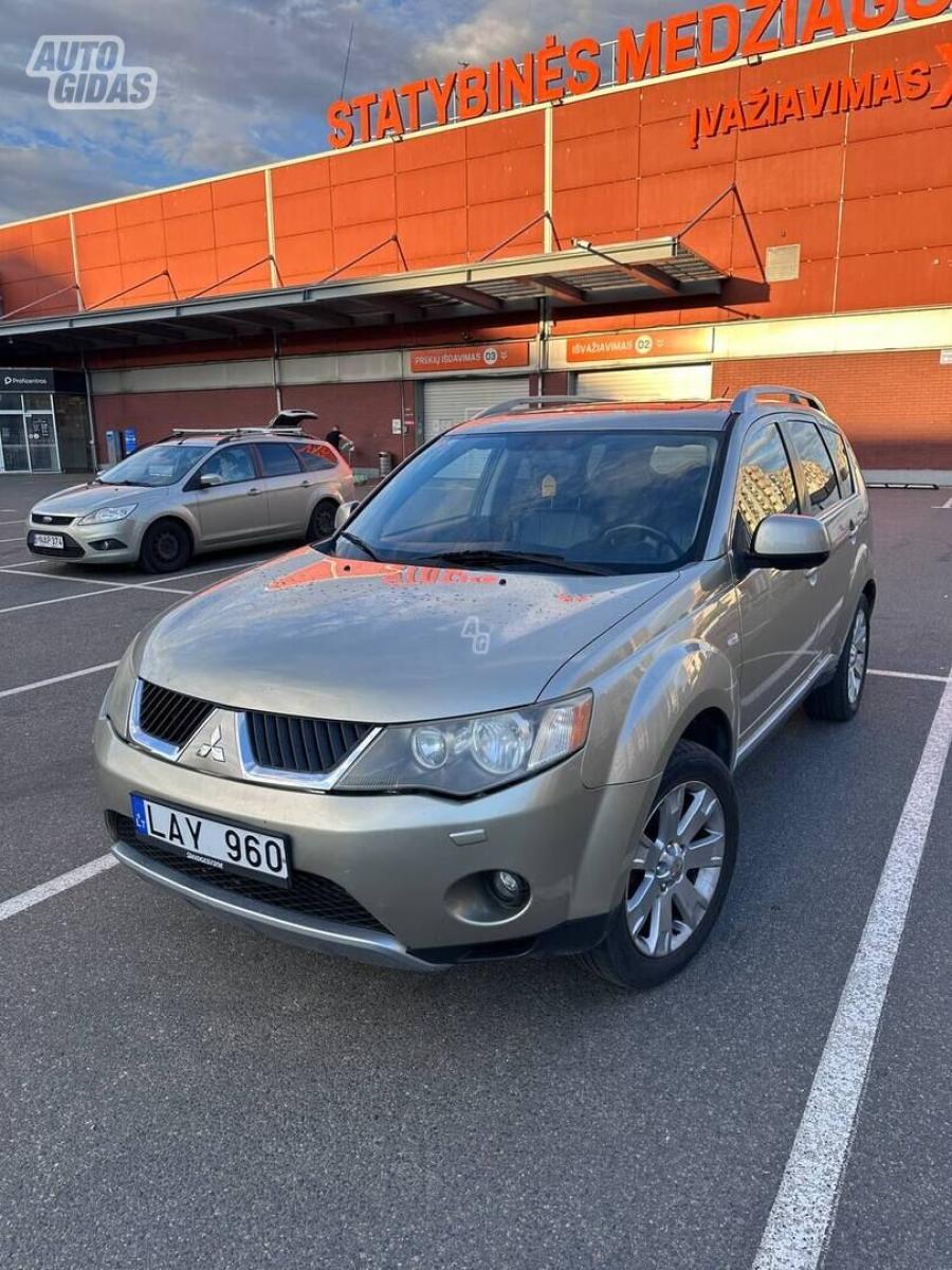 Mitsubishi Outlander 2008 Viļņa, ar dzinēja tilpumu 2.40 L un nobraukumu 275 tūkst. km par 3200 €, foto 3 vietnē AUTOMOTO.COM.LV