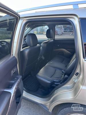 Mitsubishi Outlander 2008 Viļņa, ar dzinēja tilpumu 2.40 L un nobraukumu 275 tūkst. km par 3200 €, foto 5 vietnē AUTOMOTO.COM.LV